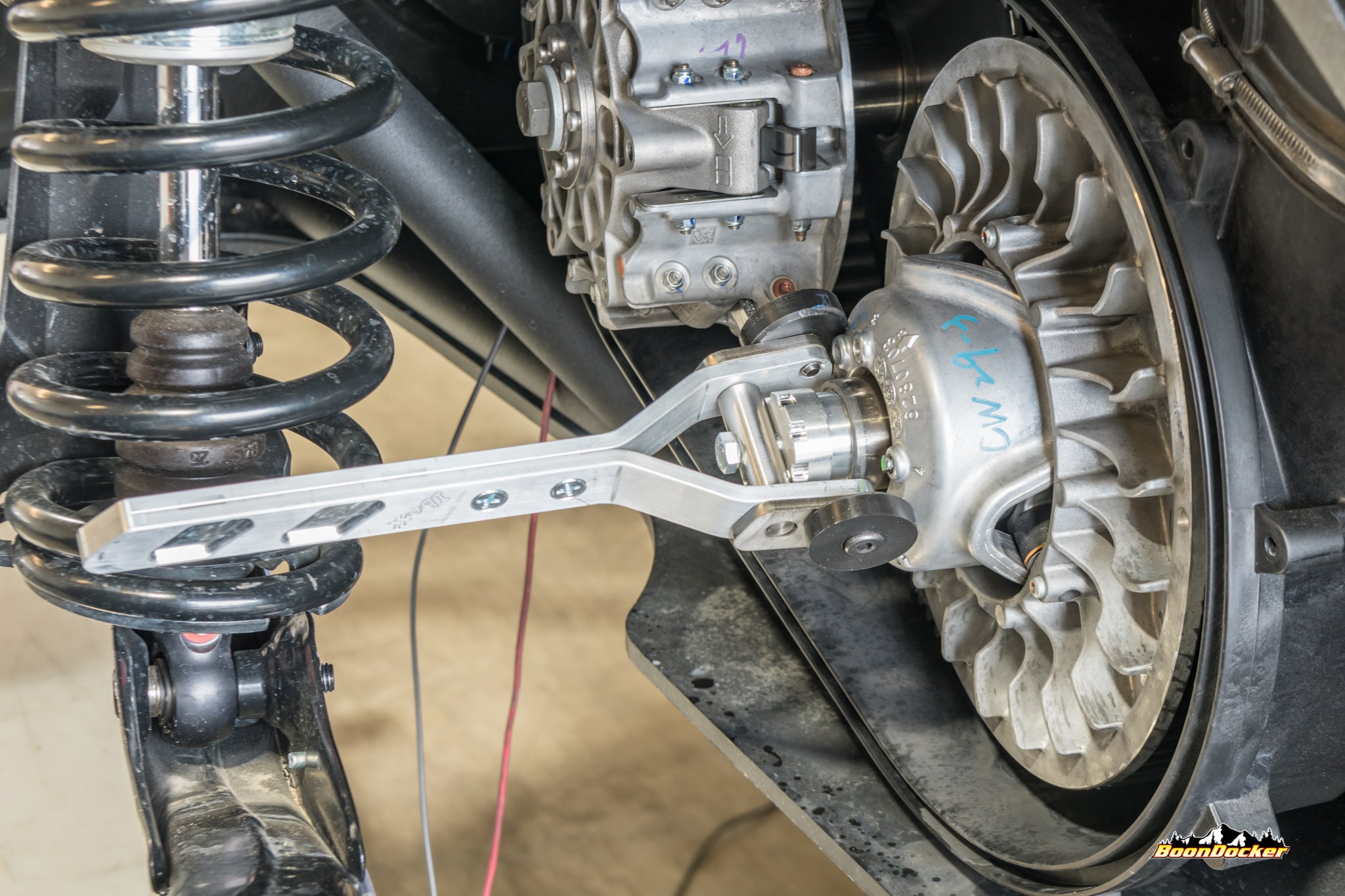 Secondary Clutch Collapse Tool for CanAm X3 – BoonDocker LLC